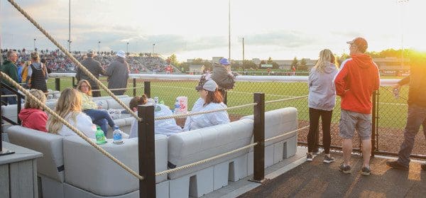 Docks Season Ticket Packages - Lake Country DockHounds